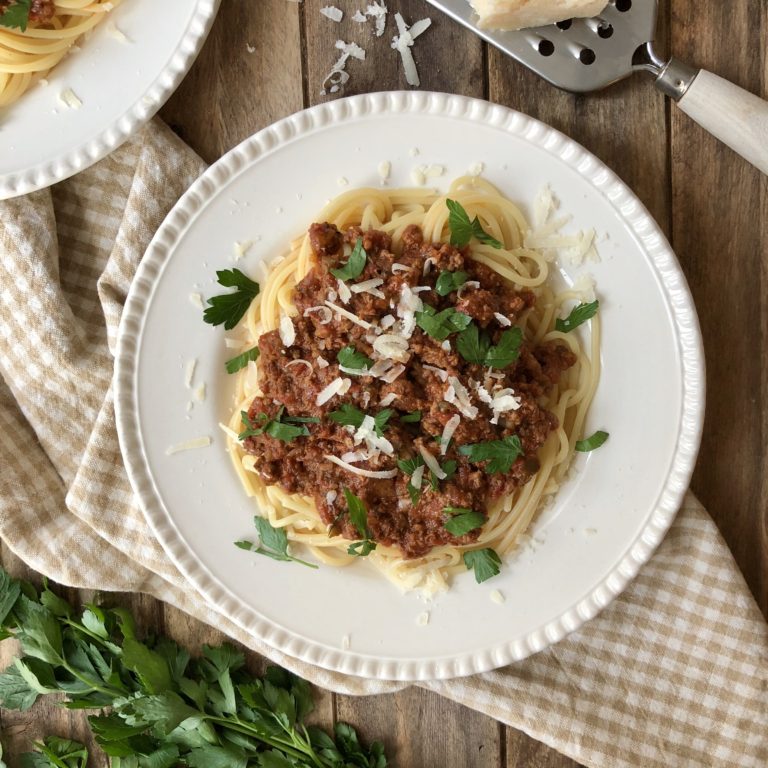 Hidden Vegetable Spaghetti Sauce with Meat - The Kitchen Fairy